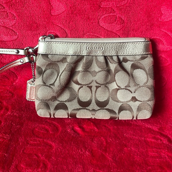 Coach | Bags | Coach Classic Wristlet Signature C Design Gold | Poshmark